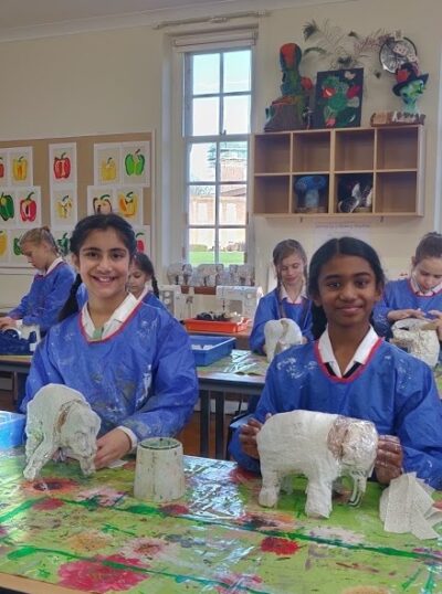 Year 5s Visit the Textiles Department - RMS for Girls