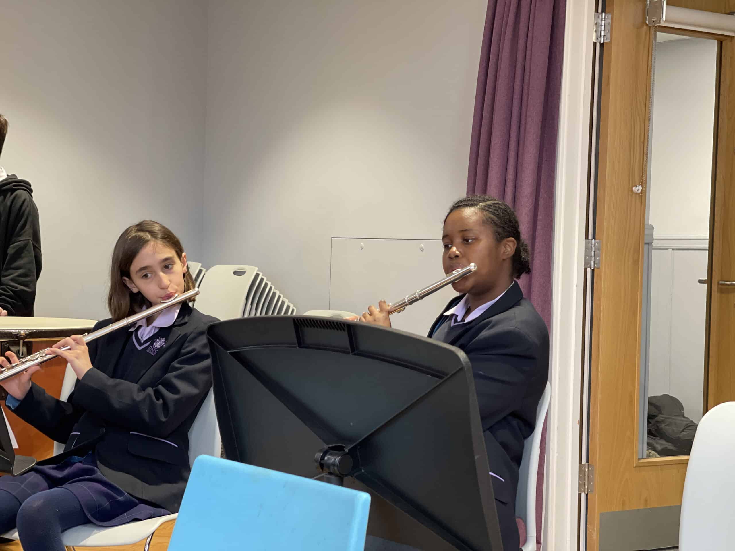 Club of The Week: Orchestra Club - RMS for Girls