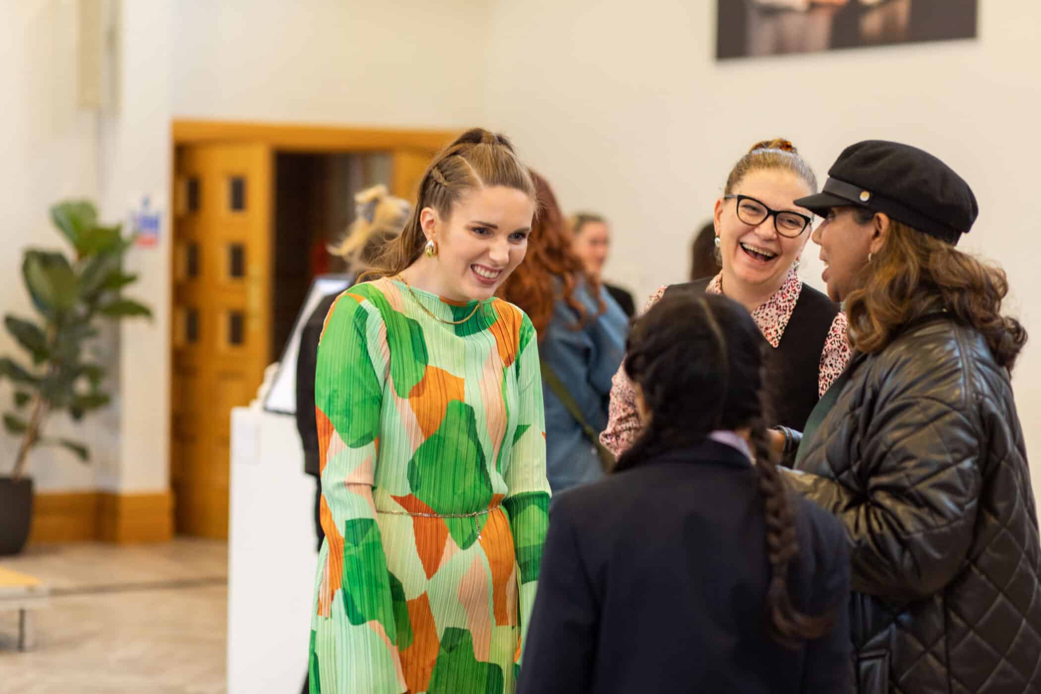 Esteemed Artist Unveils Stunning Artwork